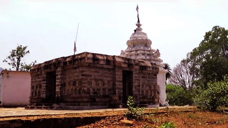 Odisha Tour | Dhabaleswar Shiva Temple, Mohangiri, kalahandi