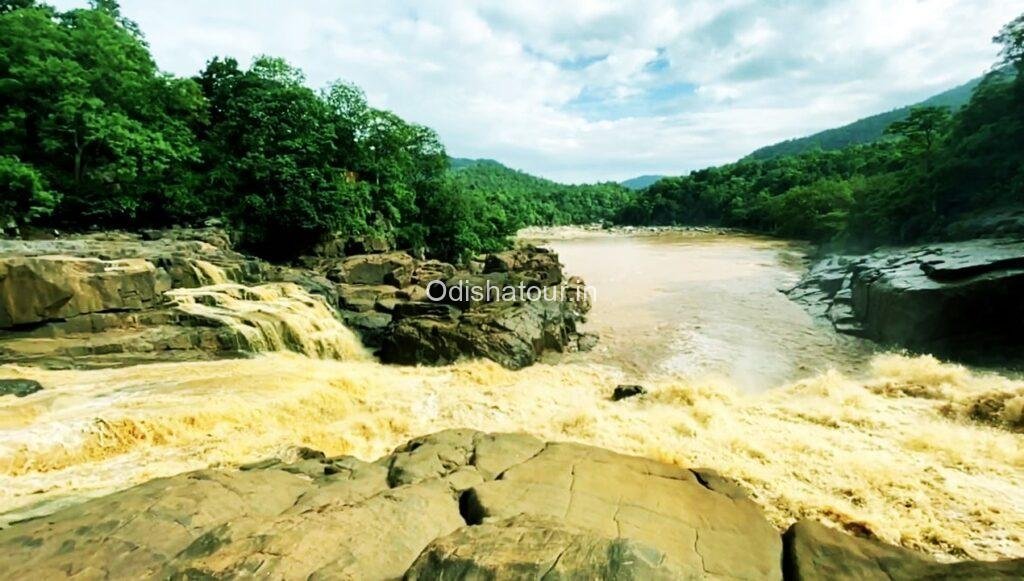 Putudi Waterfall, Phulbani, Kandhamal | Odisha Tour