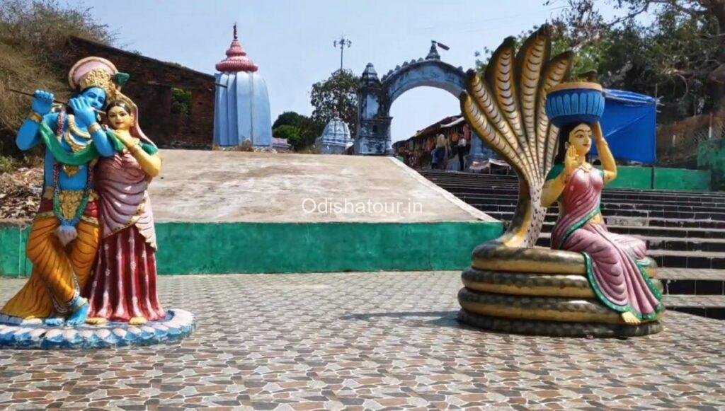Huma Leaning Shiva Temple, Sambalpur | Odisha Tour