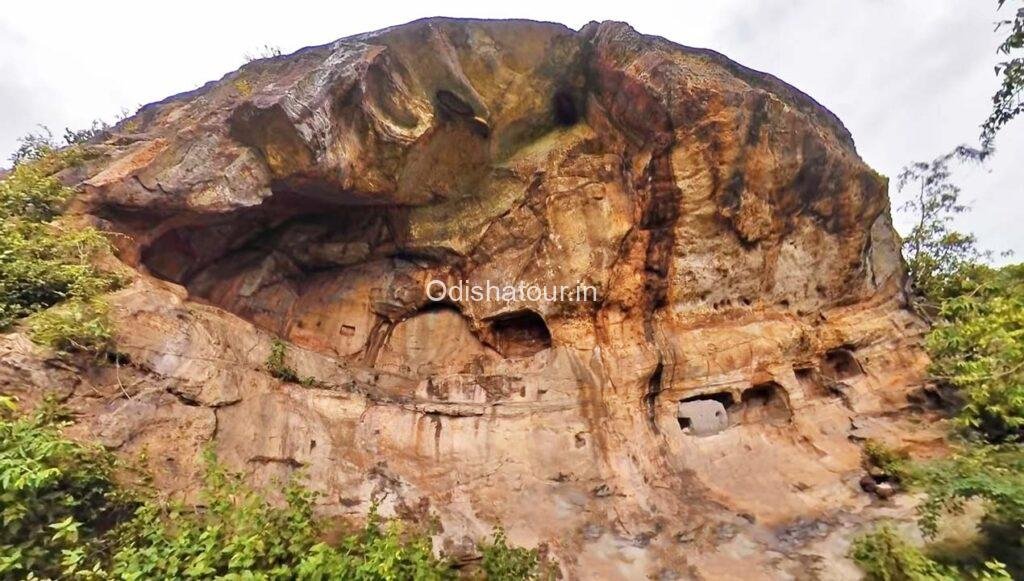 Pandava Bakhara Caves & Hill, Cuttack | Odisha Tour