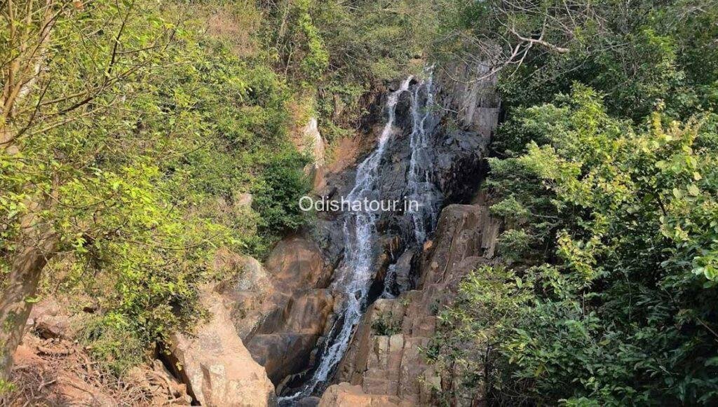 Pisogrundu Waterfall, Mandasaru, Kandhamal | Odisha Tour
