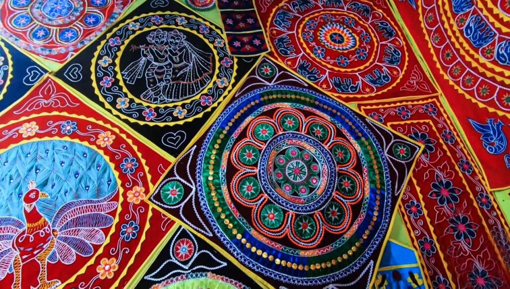 Pipili Chandua, Handicrafts & Applique Work, Puri | Odisha Tour